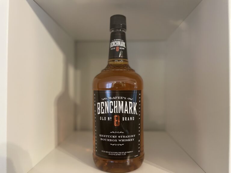 Benchmark Old No. 8 Review - Bourbon Inspector